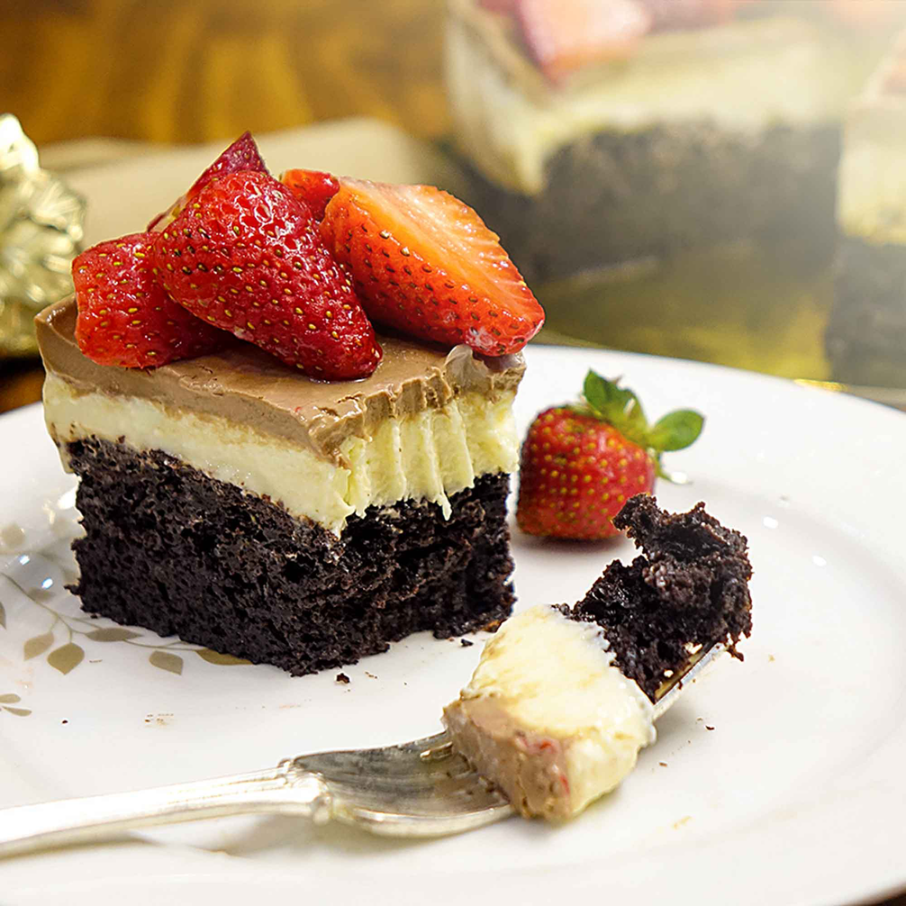 Heavenly Moist Chocolate Cake (8" x 3") – Heavenly Desserts